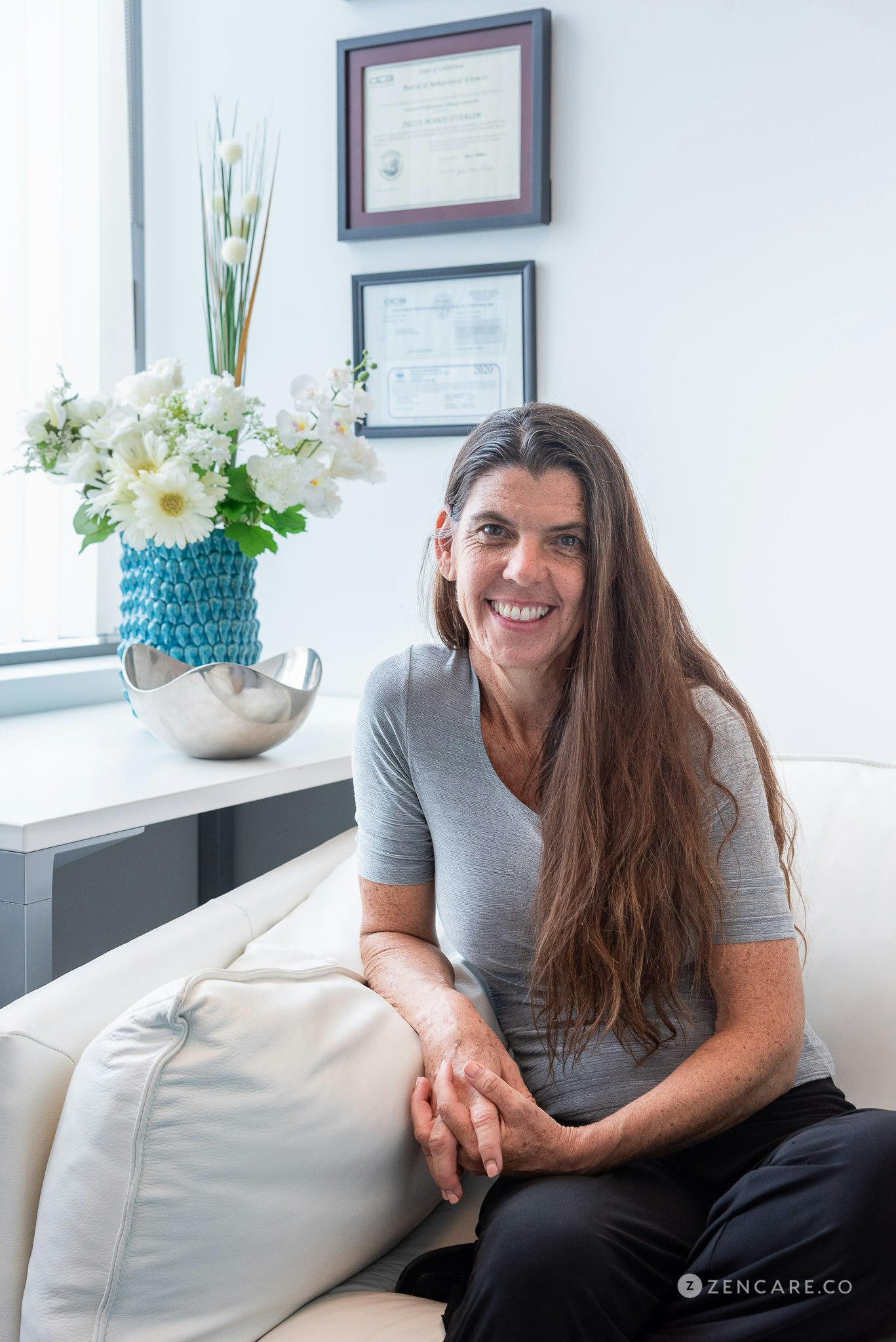 Julia Overlin, Therapist in El Cajon, California — Zencare